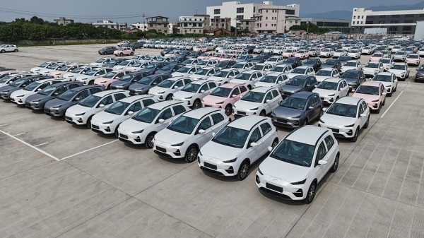 Juneyao Air: дебютный электромобиль от китайской авиакомпании показался ...