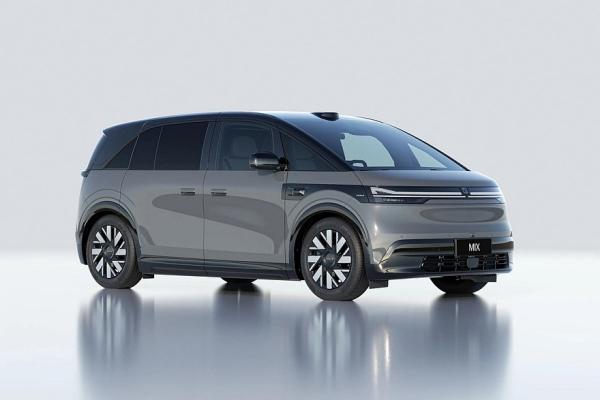 Geely запустила продажи необычного компактвэна Zeekr Mix без ...